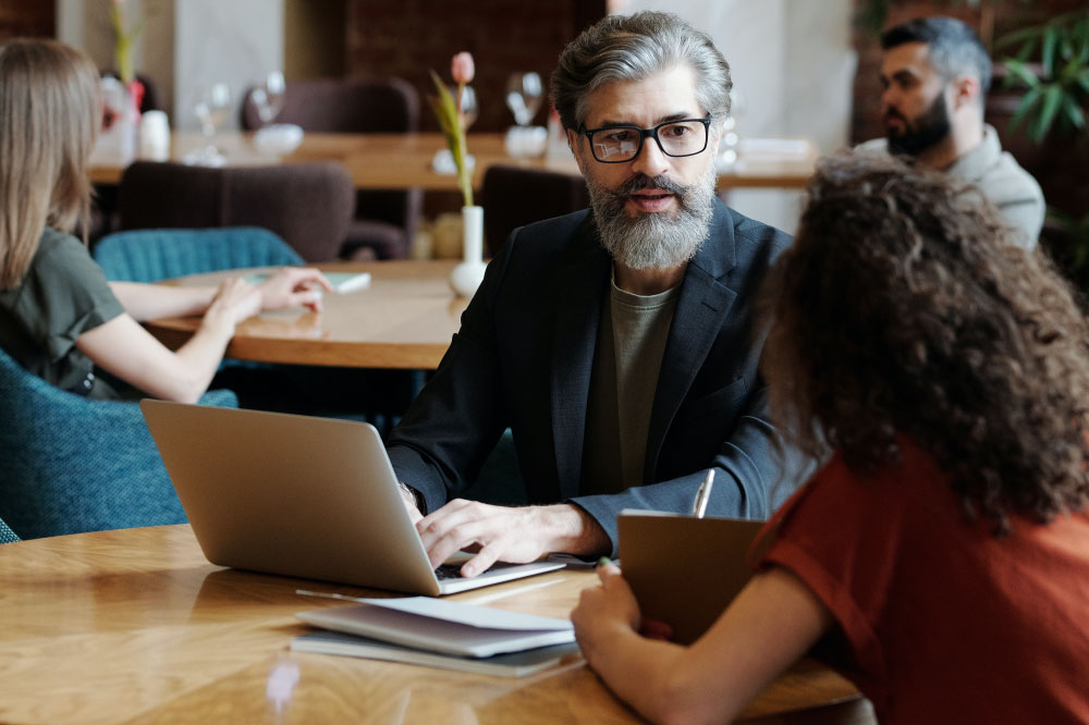 What Is Community Engagement & How To Implement In Your Alumni Program